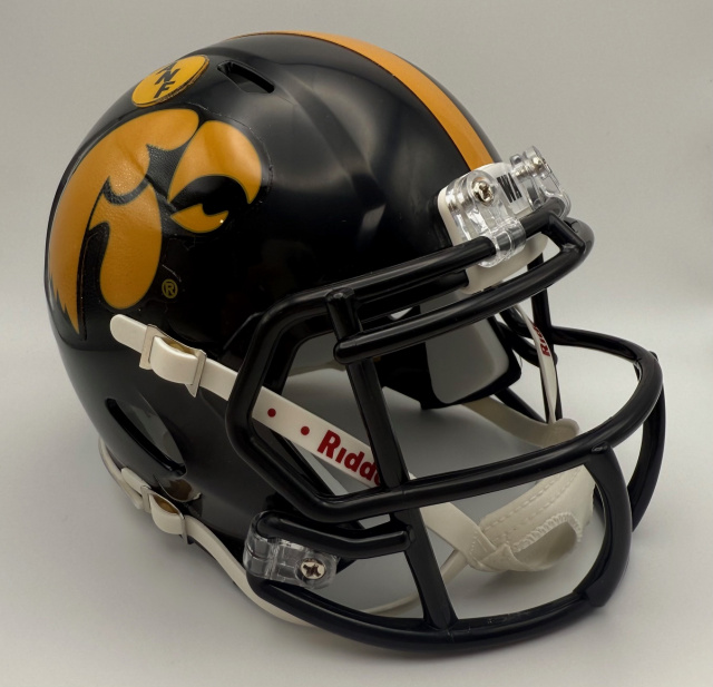 Iowa Hawkeyes ANF circle Riddell Speed 2009 to current