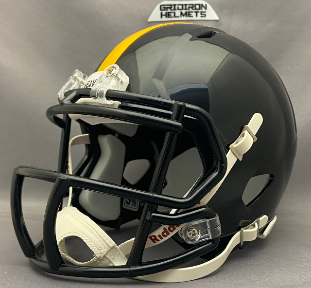 Riverside Beavers HS 2013-2016 Painesville (OH) Riddell Speed