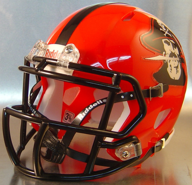 Pewaukee Pirates HS 2012 (WI) Riddell Speed (last one)