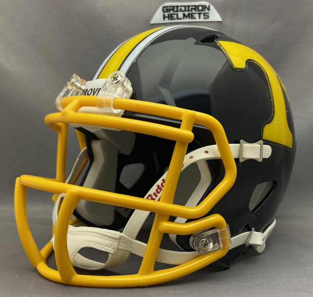 Tomahawk Hatchets HS (WI) 2022 Riddell Speed (only 1 left)